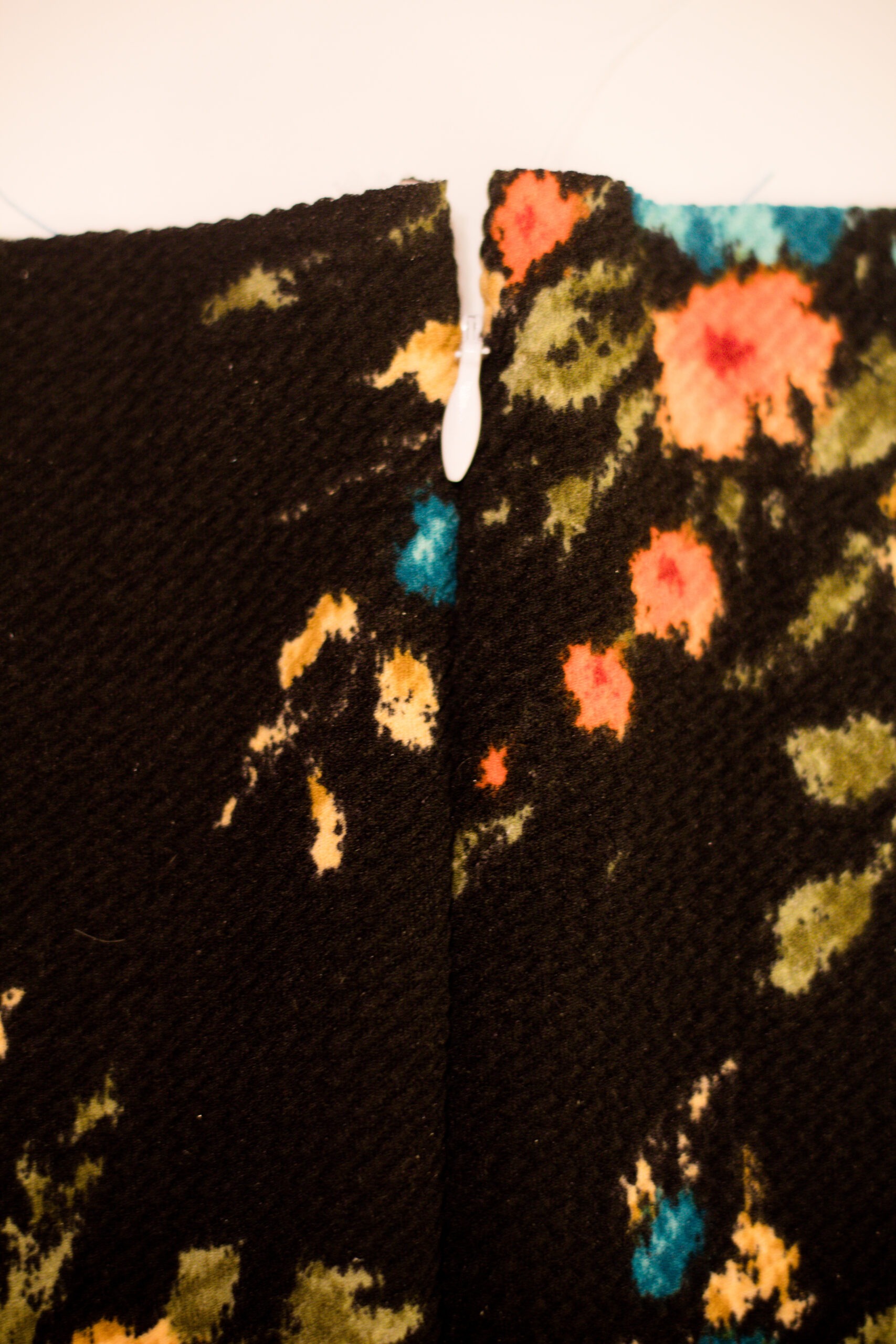 Installing an Invisible Zipper – Rad Patterns